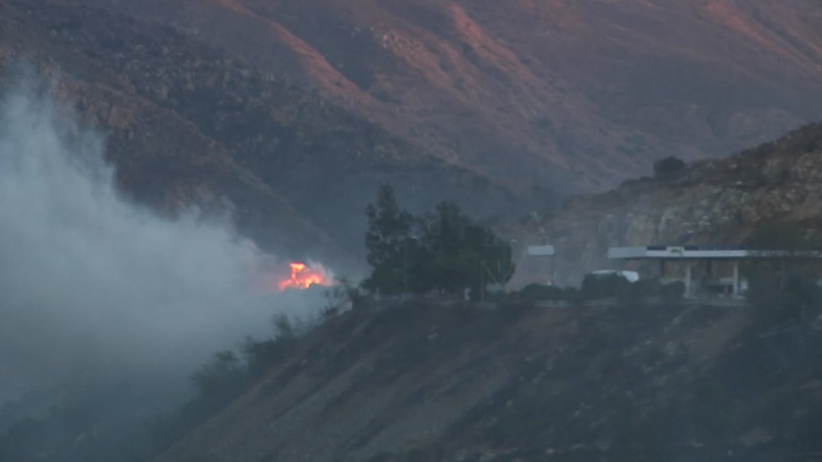 Reportan incendio cerca de montaña de Otay – Telemundo San Diego (20)