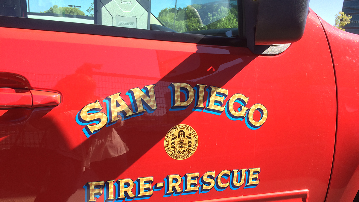SDFD: rescatan a persona atrapada en un pozo en UCSD – Telemundo San ...