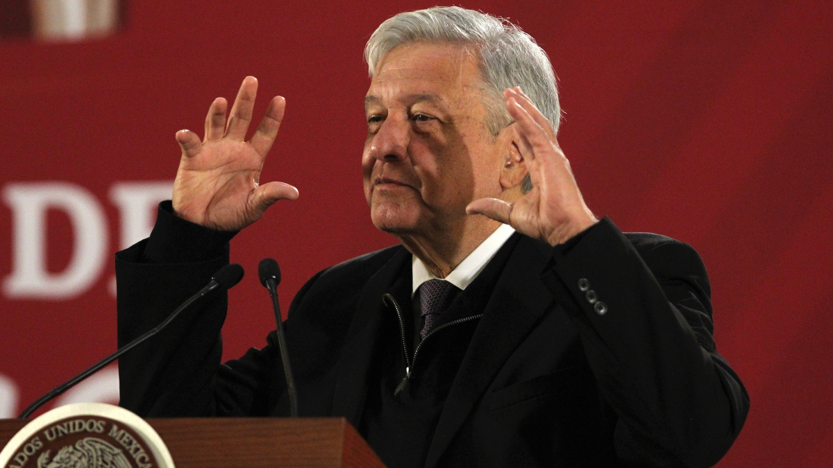 AMLO, a dos años de su triunfo electoral, entre polémicas y críticas ...