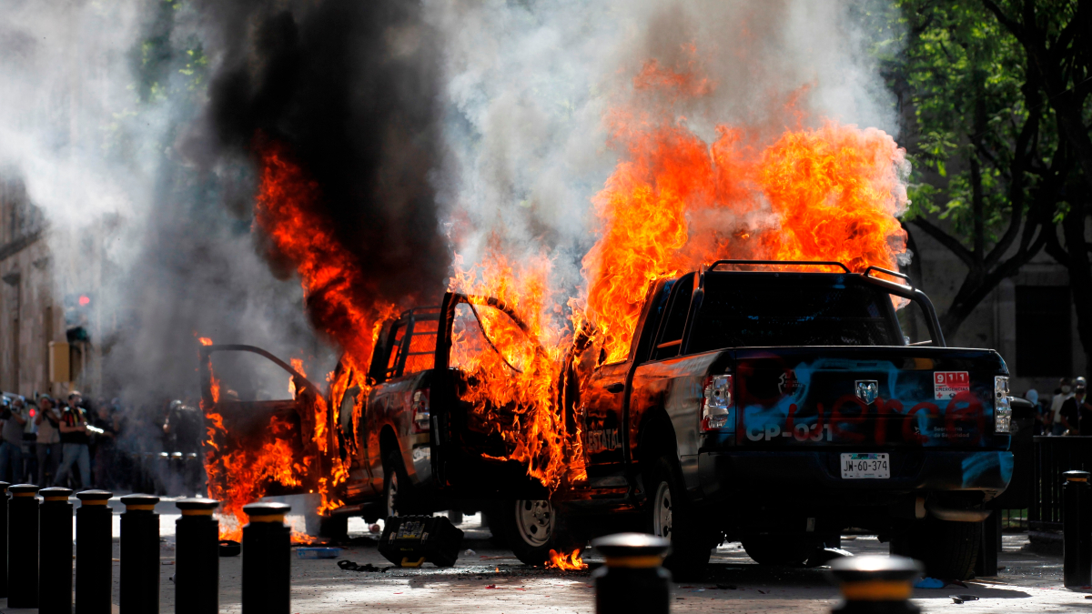 Heridos, arrestos y destrozos: saldos de violentas protestas en México ...