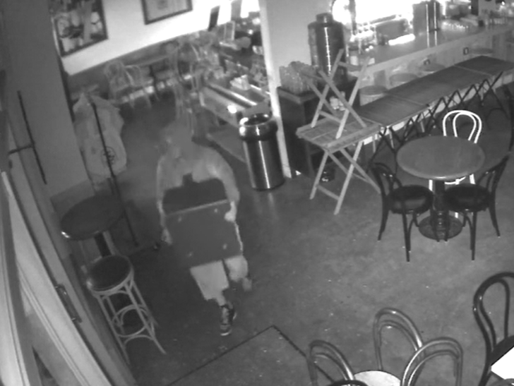 Captan en video el robo de una cafetería y panadería en Scripps Ranch ...