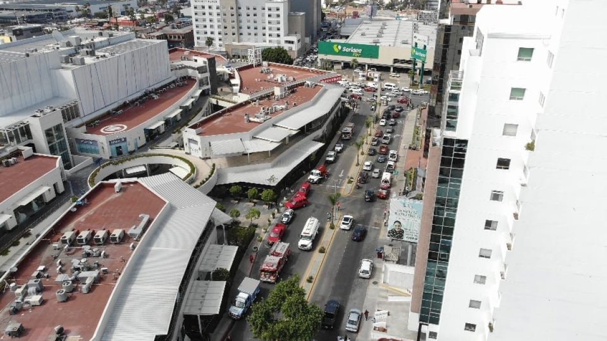 Plaza Paseo Chapultepec en Tijuana es evacuada tras incendio en un ...
