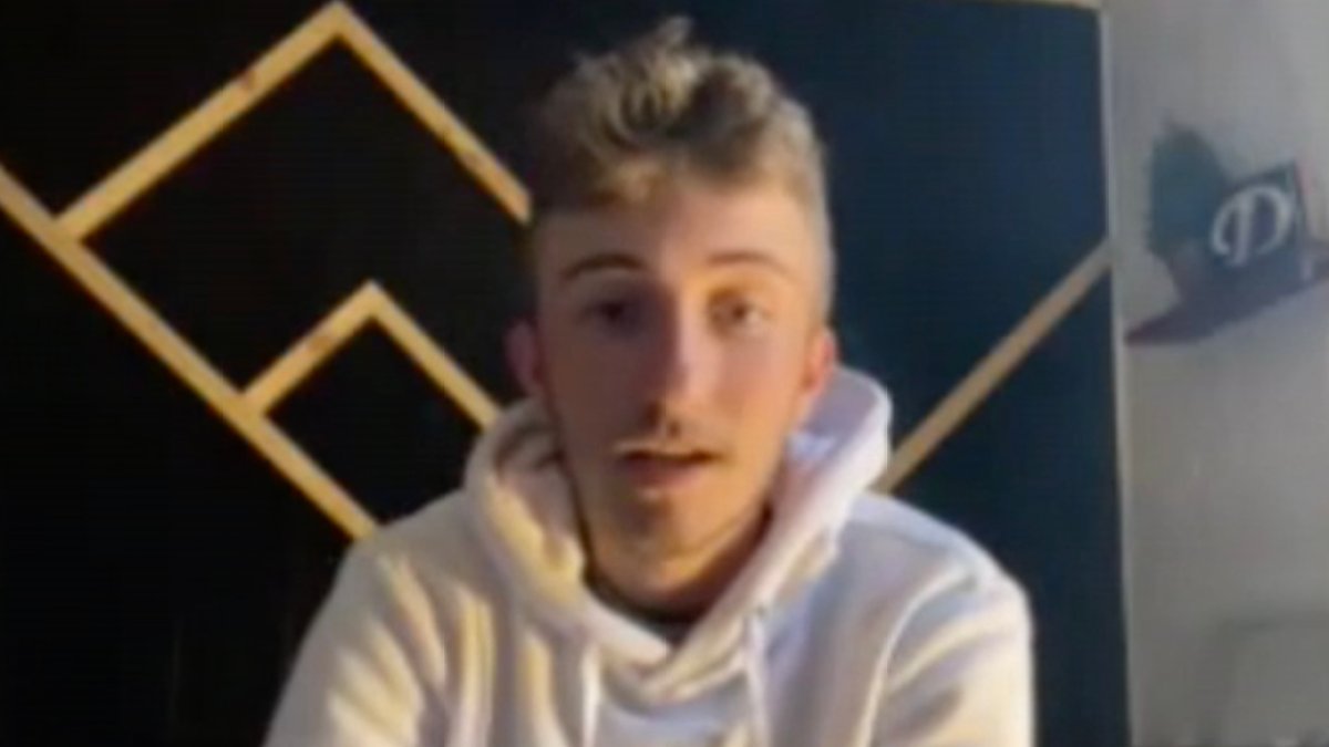 Joven defiende la reasignación de género en menores – Telemundo San ...