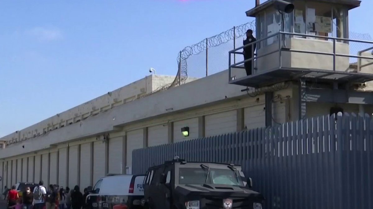 Operativo en prisión de La Mesa en Tijuana tras riña – Telemundo San ...