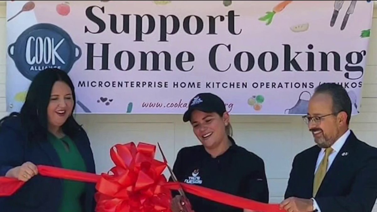 Programa Mehko ayuda a microempresas – Telemundo San Diego (20)